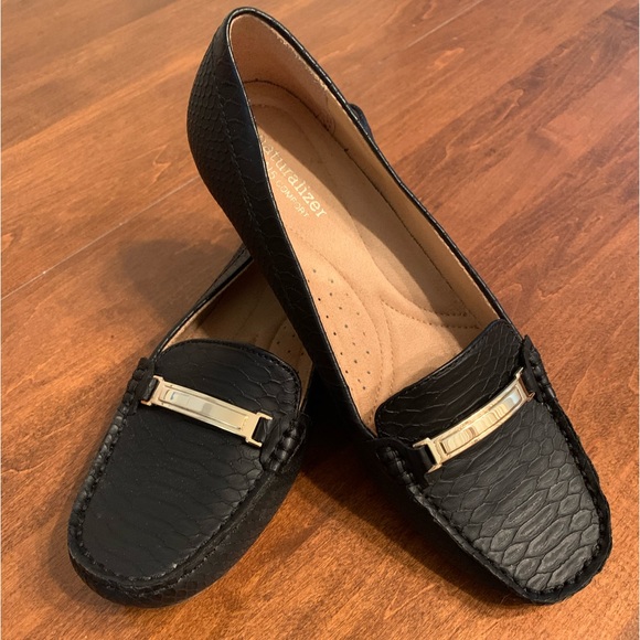 Naturalizer | Shoes | Naturalizer Gadget Flats Black Snake | Poshmark